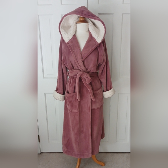 L.L. Bean | Intimates & Sleepwear | Ll Bean Wicked Plush Robe | Poshmark